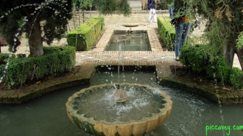 The Secrets of the Alhambra Palace: Water within the palaces- Piccavey