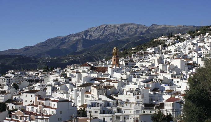 Walking + Trekking the Sierra Nevada - Spain Guidebooks on Andalusian