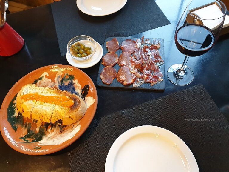 Aracena - Breathtaking Caves & Local Food in Huelva Province - Piccavey