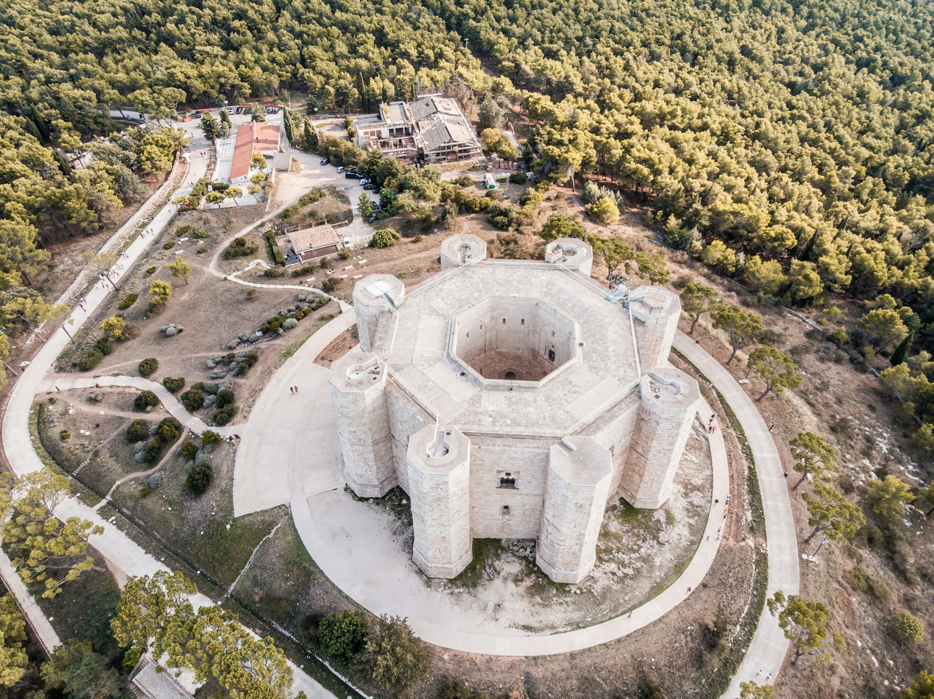 Italy's Historic Castles: A Timeless Journey into Chivalry - Piccavey